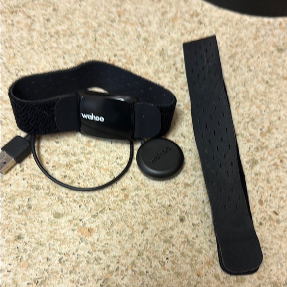 wahoo | Wearables | Wahoo Black Heart Rate Monitor | Poshmark